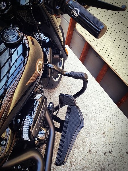 ディファイアンス・コレクション/ブラックアノダイズド | ハーレーダビッドソン京都 スタッフブログ | Kyoto Motor Club 京都 ...